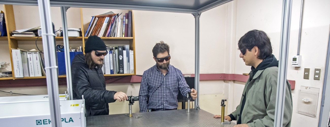 Capillary Discharge Laboratory - Institute of Physics