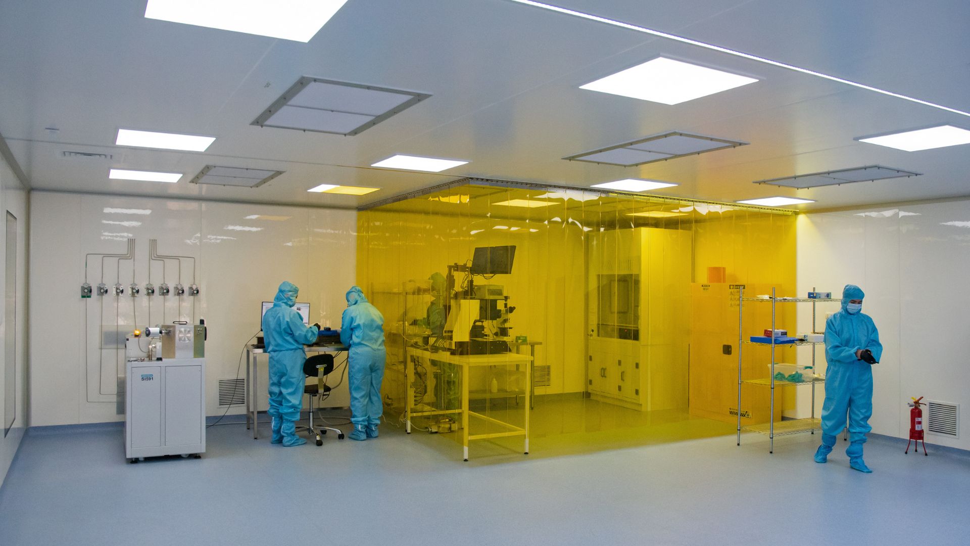Clean room - Institute of Physics